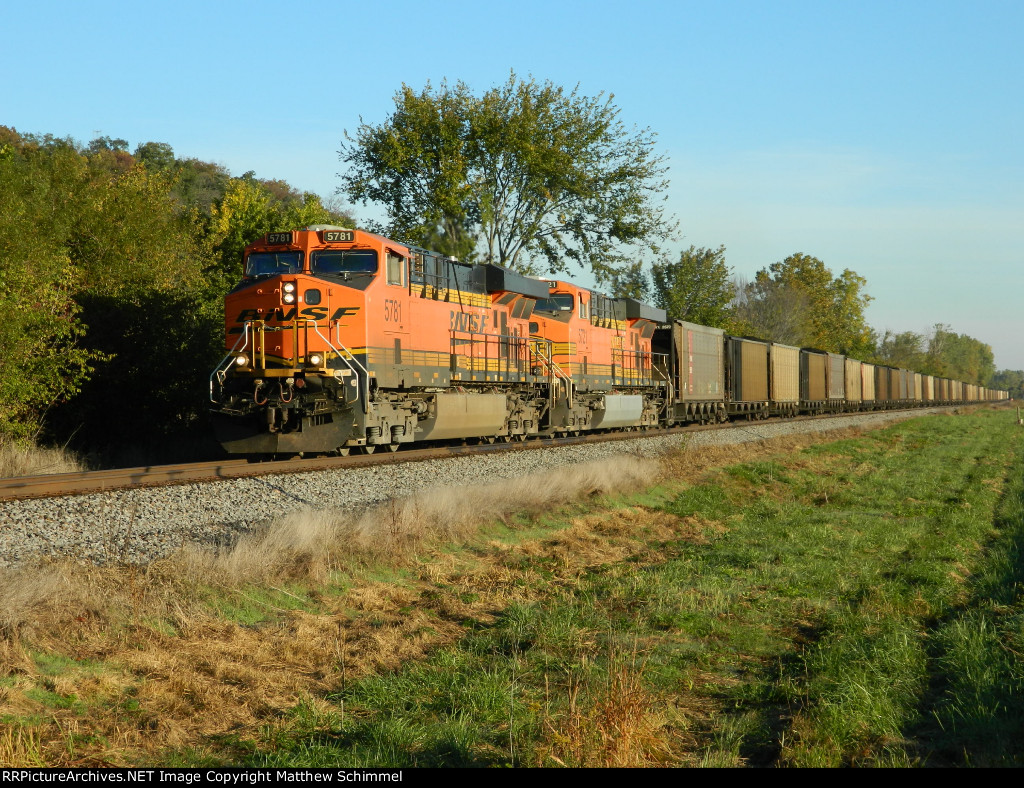 BNSF 5781 Leading The Way